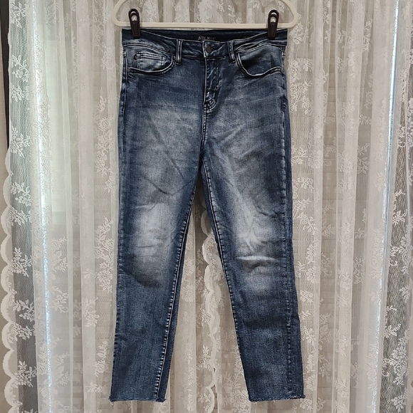 Judy Blue | Jeans | Judy Blue Relaxed Fit Skinny Jeans | Poshmark